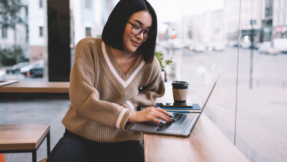 10 Online Side Hustles to Make Money in 2023 | ProfitDuel